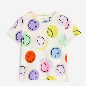 H&M | Shirts & Tops | Smiley Face Short Sleeve T Shirt | Poshmark